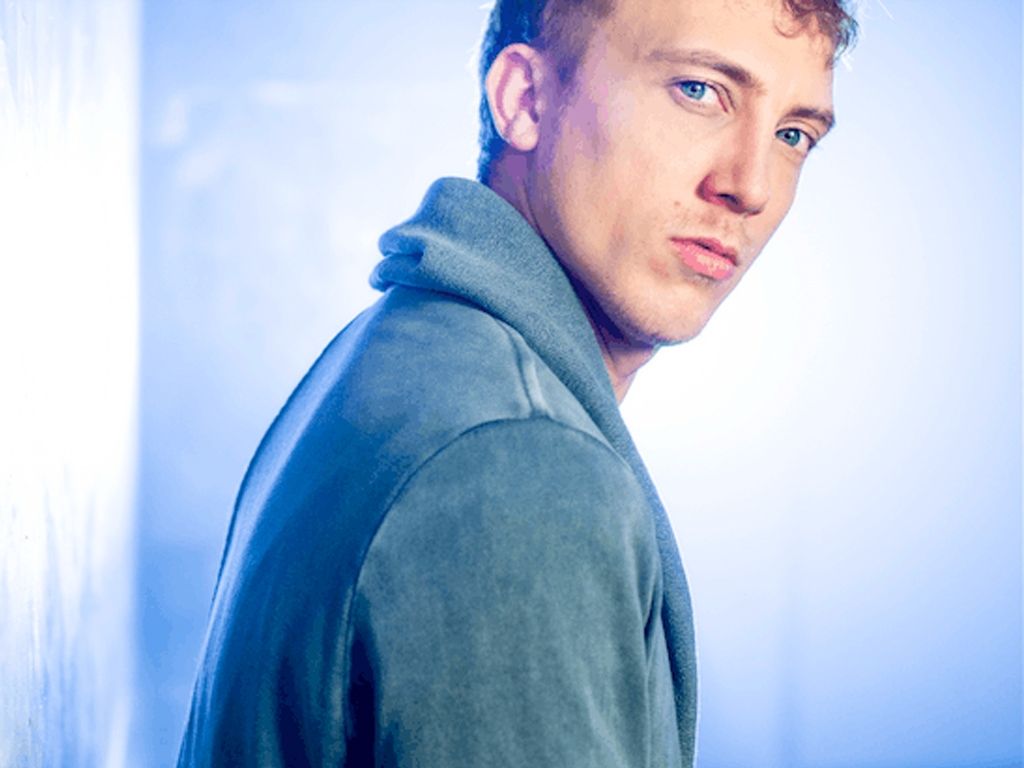 El Polaco lanzó el tema Sola Otra Vez con video incluido | Música