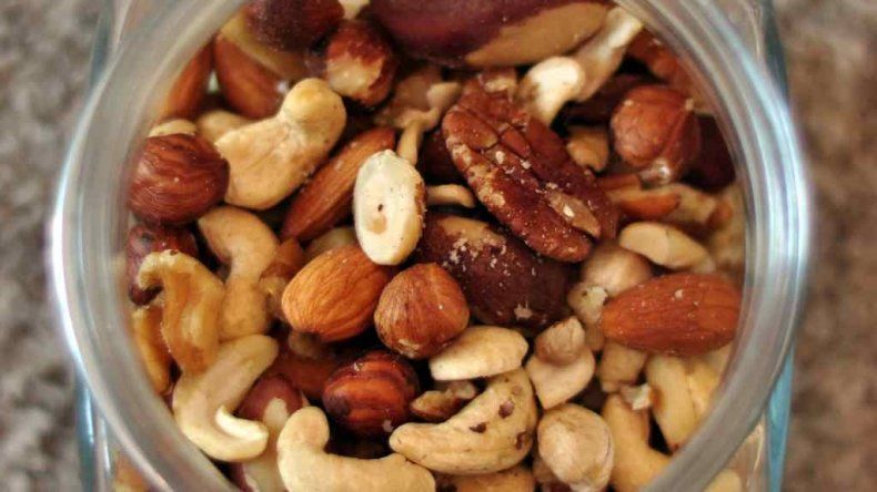 Mirá cuáles son los 5 snacks más saludables para combatir el hambre