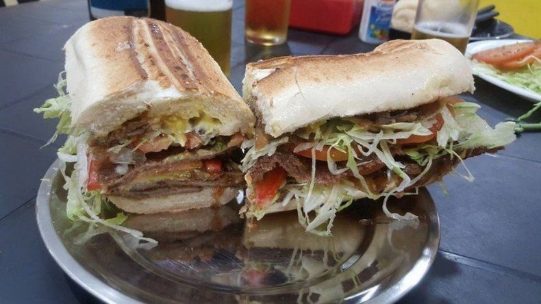 El sándwich de milanesa, el gran placer argentino