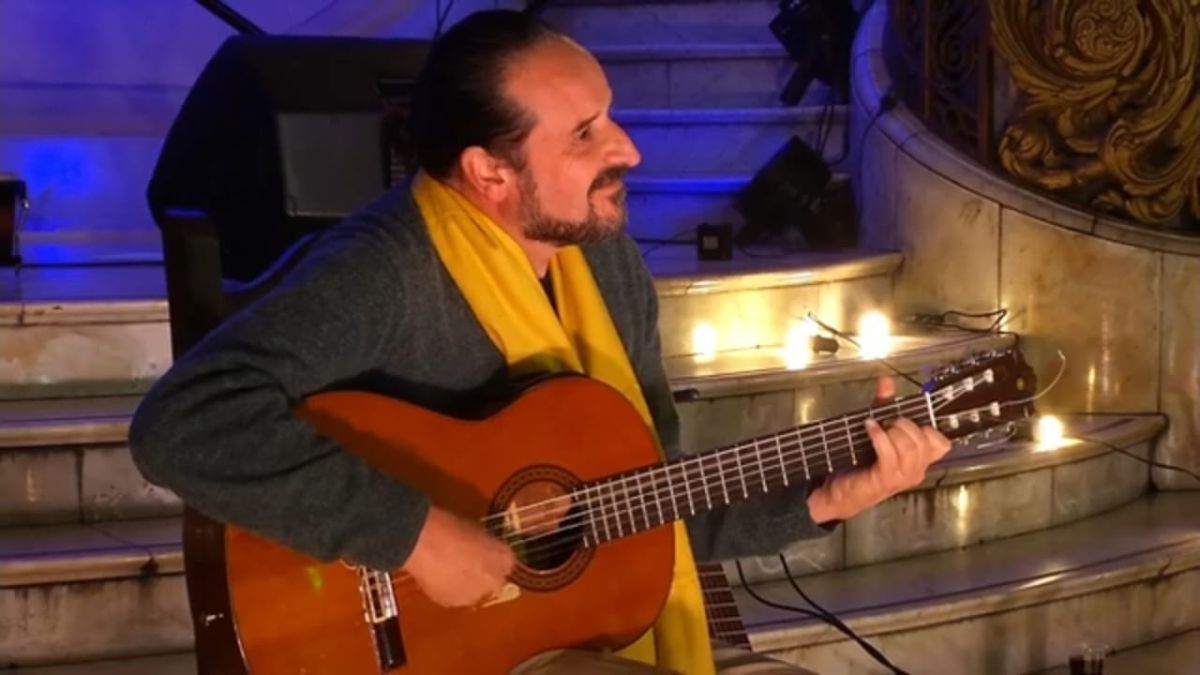 Le robaron la guitarra a José Simón