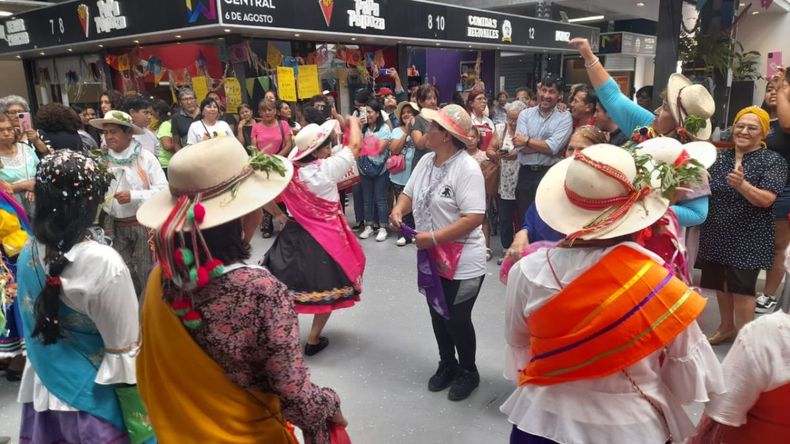 Así festejaron las comadres su día