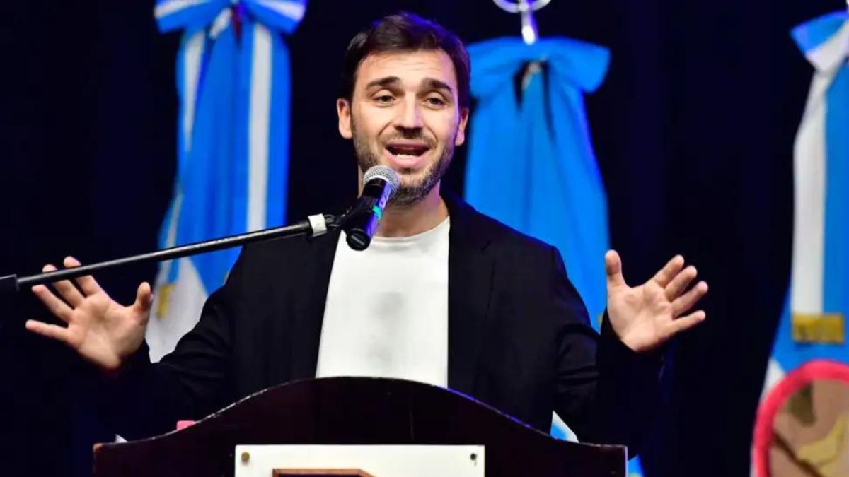 ¿Ignacio Torres, gobernador de Chubut, de qué partido es?