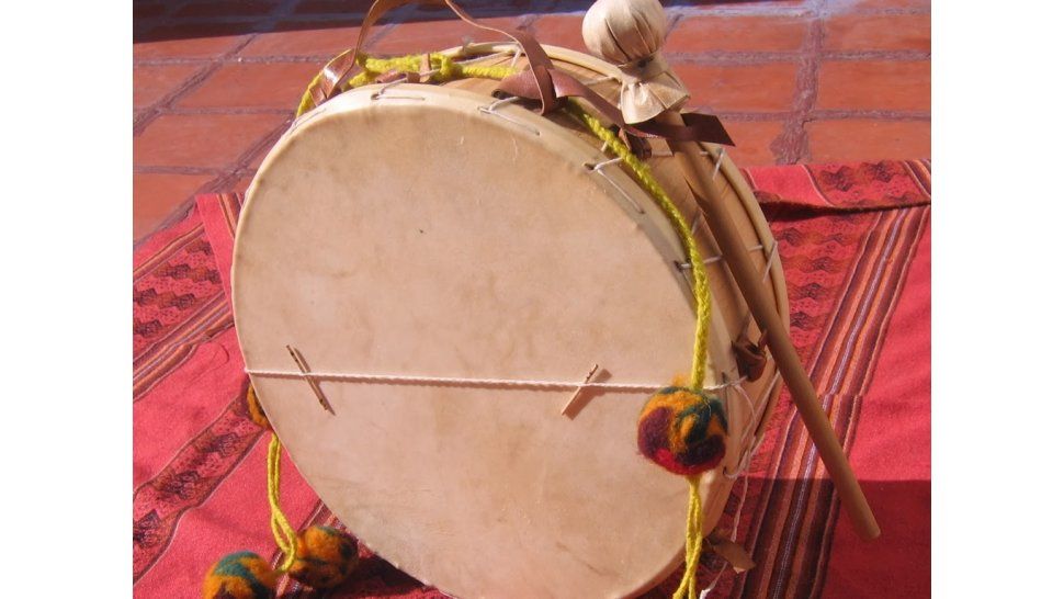 Coplas para niños en el Macedonio