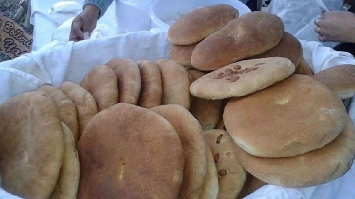 Los bollos de la abuela: receta de pan casero con pocos ingredientes ...