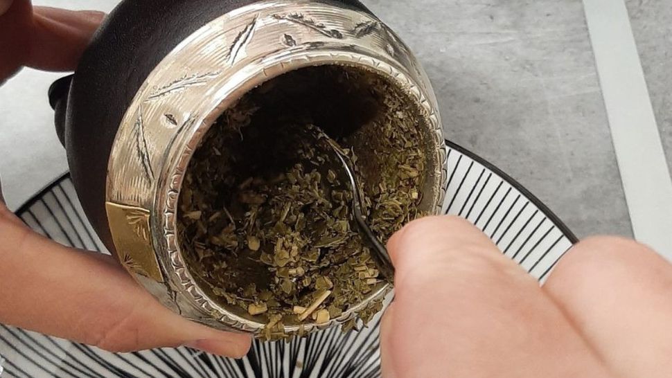 Paso a paso de cómo curar tu mate de madera