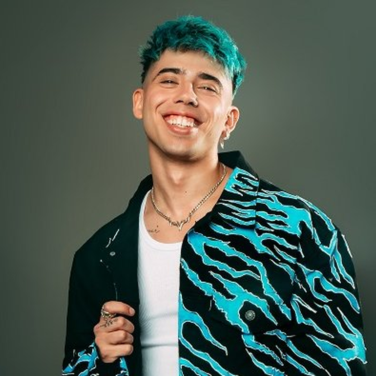 La increíble historia de cómo se hizo famoso Luck Ra, el cantante del ...