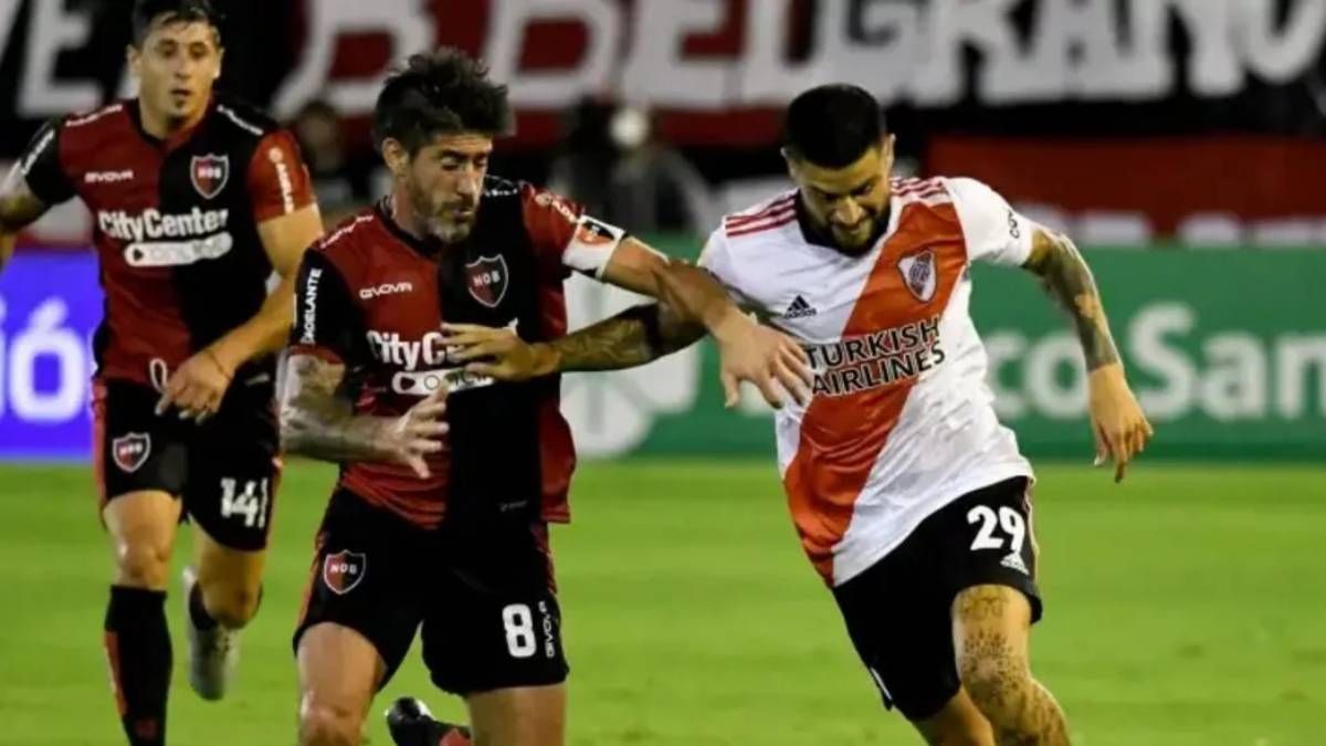 River Vs Newells Horario Tv En Vivo Y Formaciones