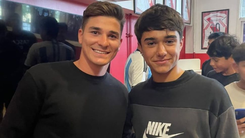 Ramiro Nally vive en River Plate y conoció a Julián Álvarez