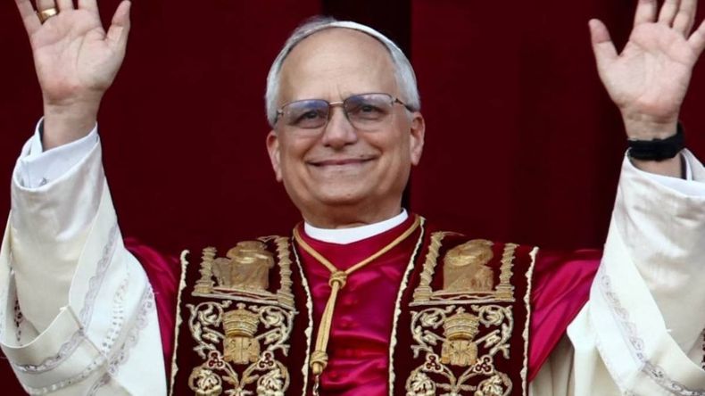 Por qué el Papa León XIV habló en español y saludó a Perú en su primer discurso