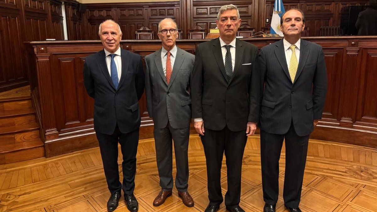 Manuel García-Mansilla juró como juez de la Corte Suprema de Justicia
