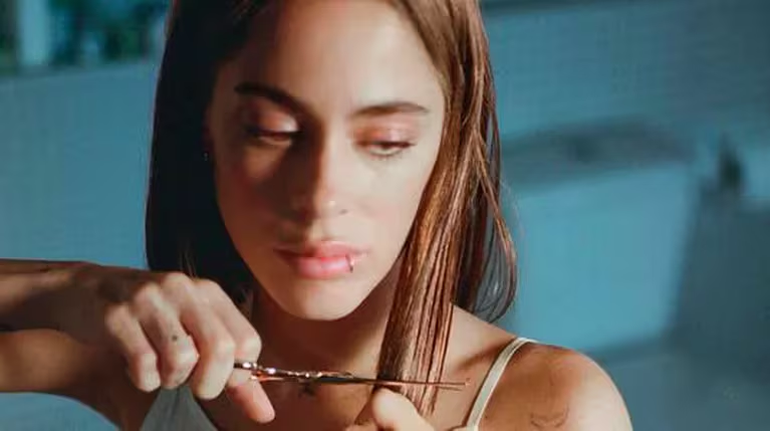 Tini Stoessel lanzó Mechón de pelo, su nuevo álbum: los detalles