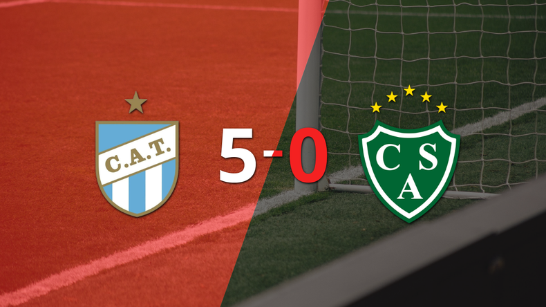 Sarmiento cayó ante Atlético Tucumán con dos goles de Mateo Coronel