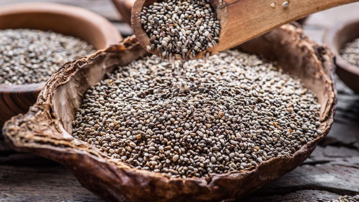 Esta es la manera correcta de comer chía sin que te duela la panza