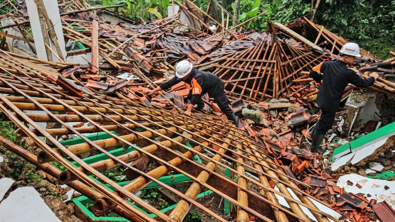 Alud mortal en Indonesia: más de 1000 muertos y cientos de desaparecidos