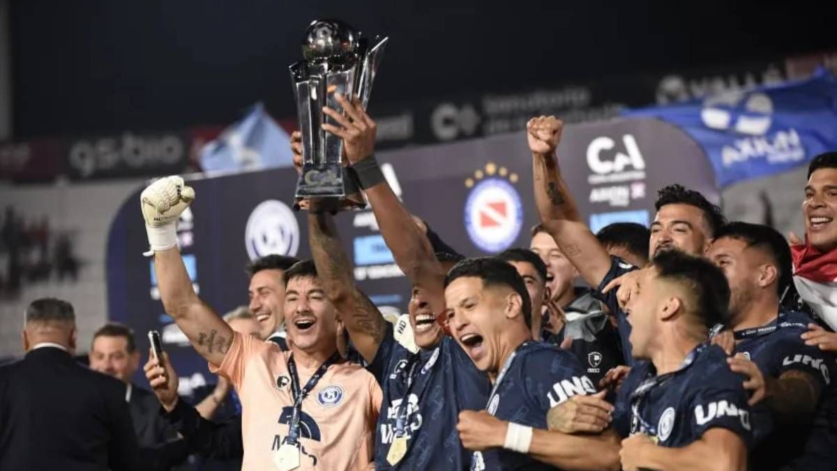 Independiente Rivadavia es campeón de la Copa Argentina 2025