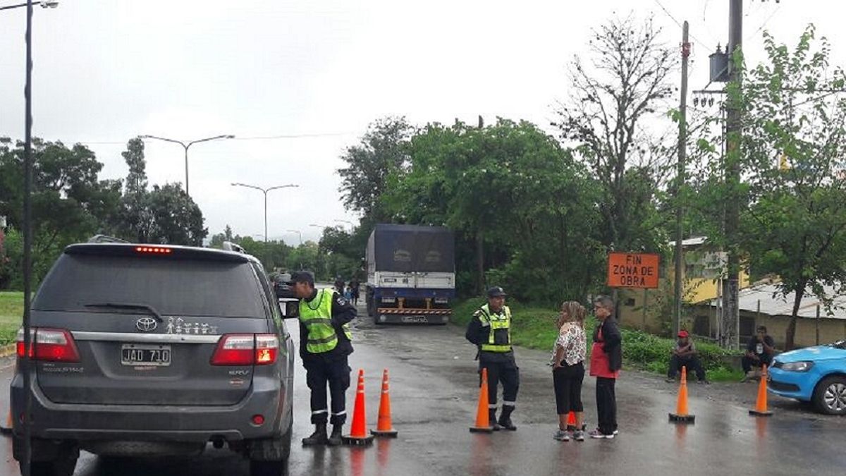 Sigue cerrado el tránsito al norte