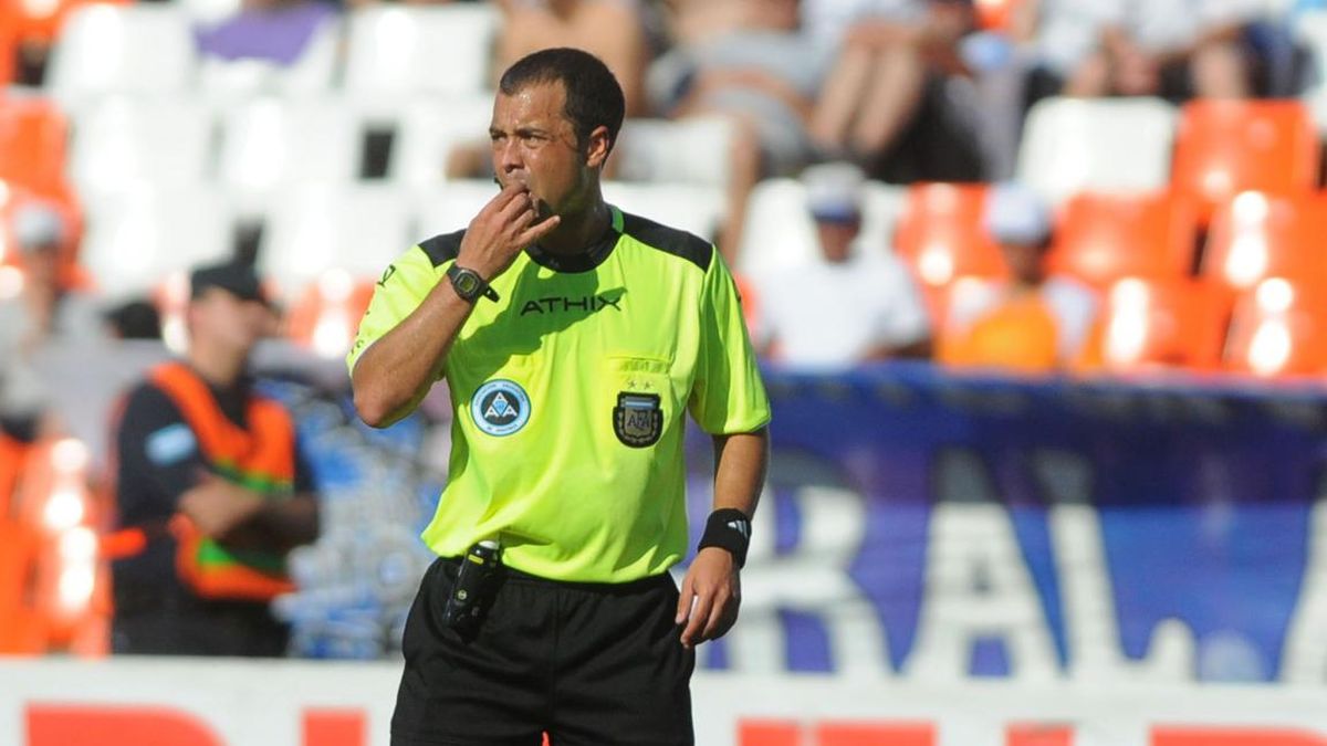 Diego Ceballos será el árbitro del encuentro entre Gimnasia de Jujuy y ...