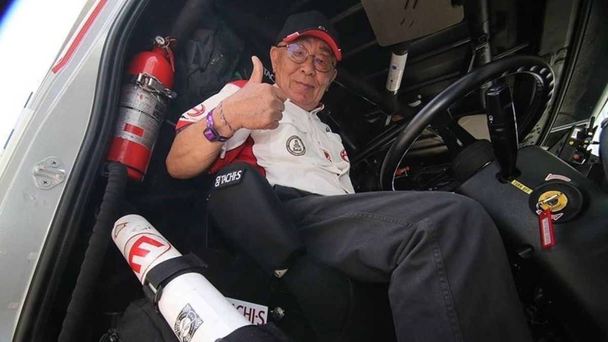 Quién es el Abuelo del Dakar, el piloto japonés de 76 años que se ...