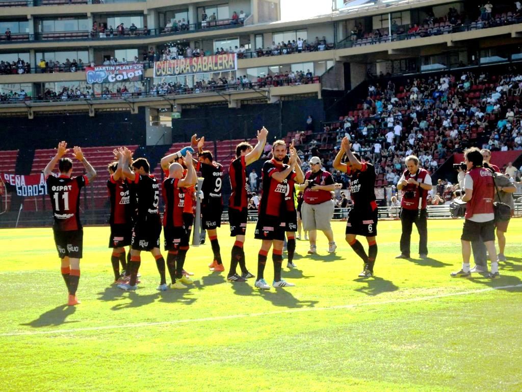 Colón visita a Temperley