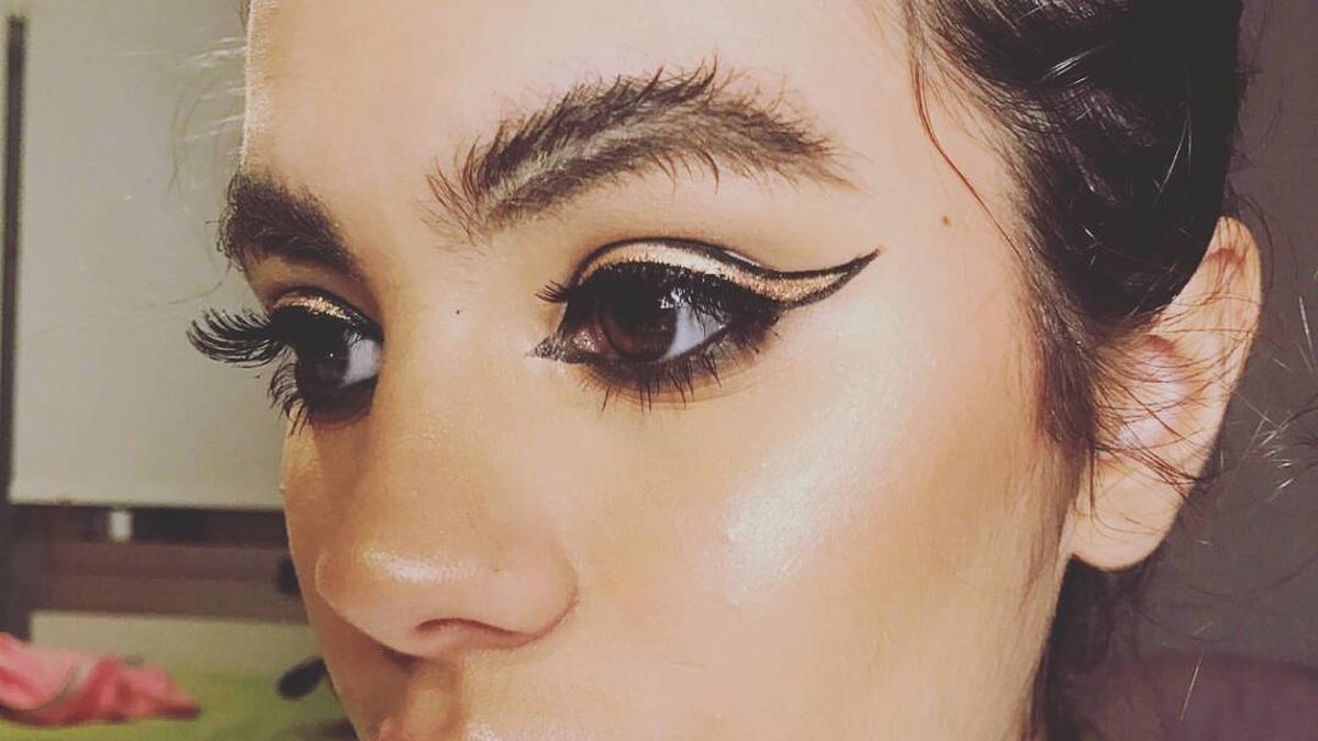 La última tendencia loca de cejas en el 2017 tiene todo el estilo de ...