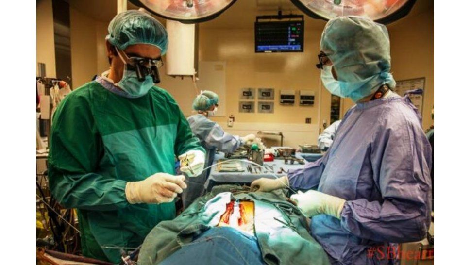 Médicos transmiten por Twitter y en tiempo real una operación de corazón