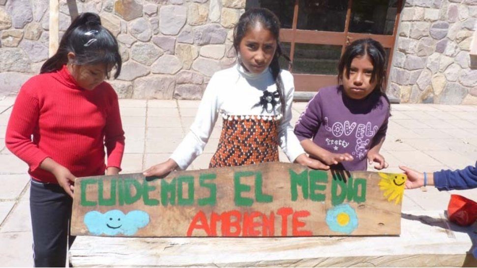 Niños Pintaron Carteles Para Concientizar Sobre El Cuidado Del Medioambiente
