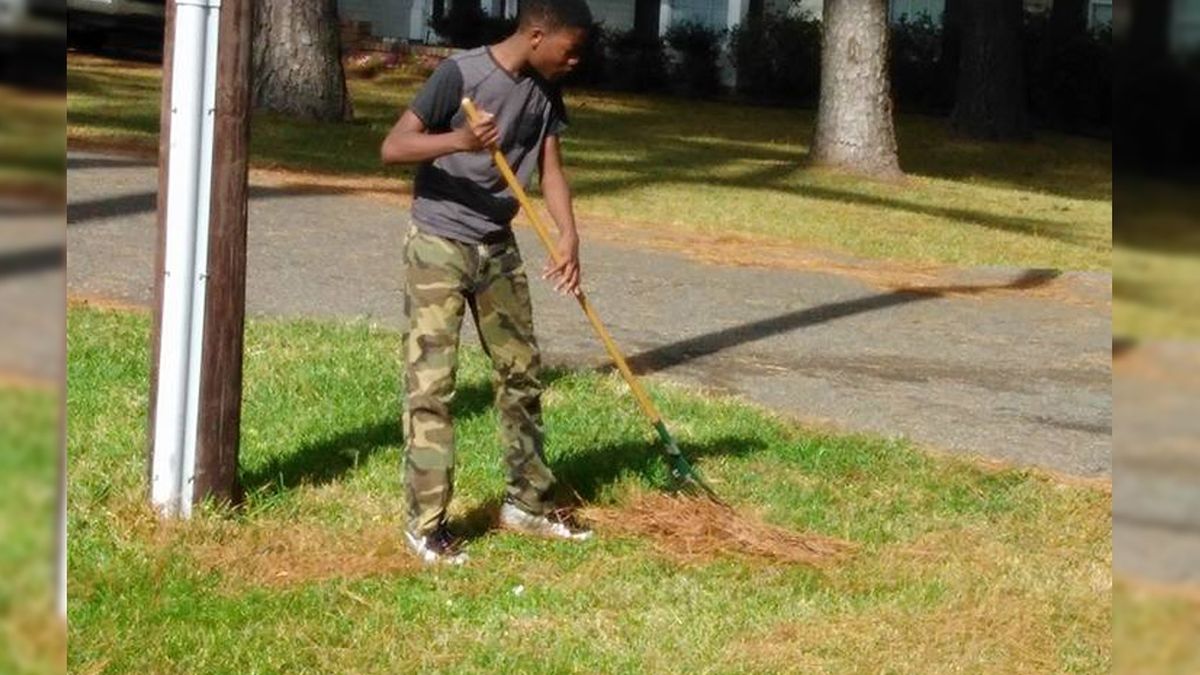 El ejemplar castigo de una madre a su hijo por ser expulsado del colegio