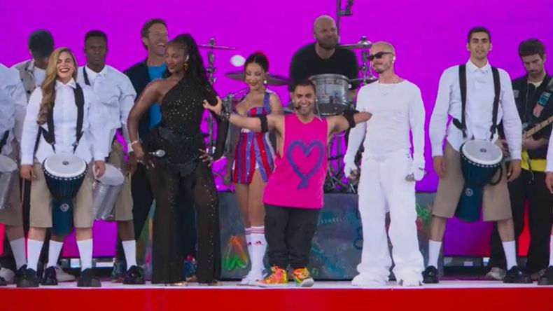 Quién es Emmanuel Kelly, el artista que brilló en la final del Mundial ...