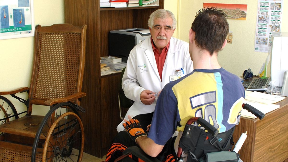 Un parapléjico vuelve a caminar tras un trasplante