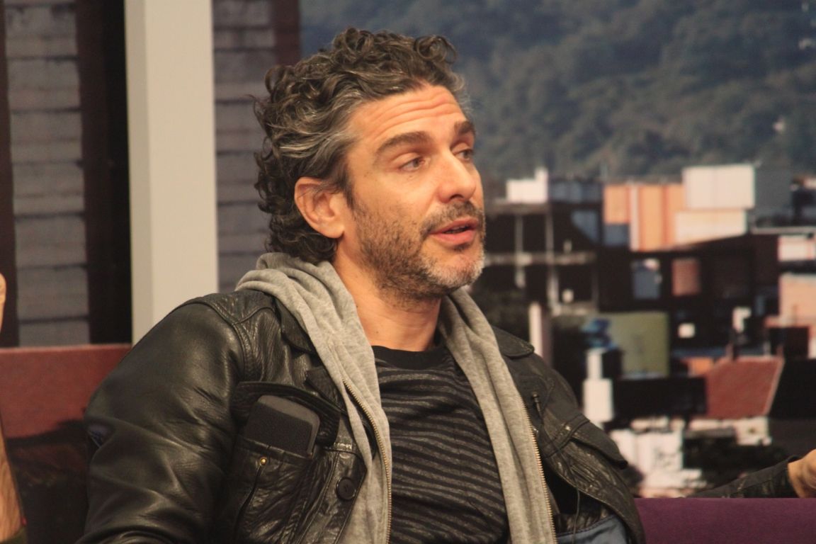 Esta noche se presenta “El territorio del poder” con Leo Sbaraglia
