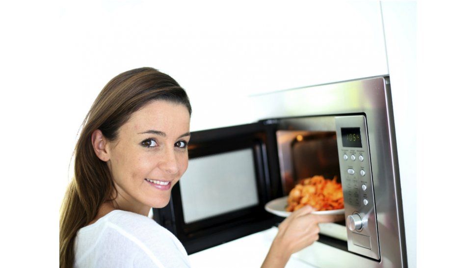 ¿Cuándo es peligroso recalentar la comida?