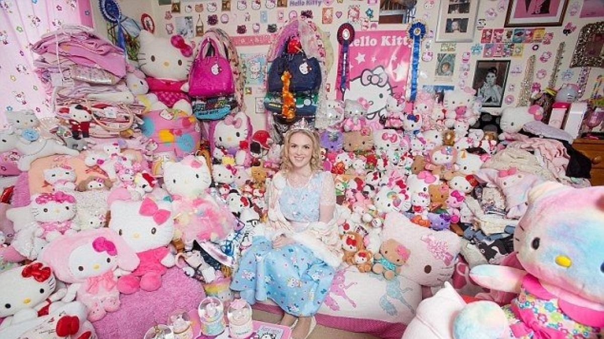 Fanática de Hello Kitty busca novio que le guste el rosa