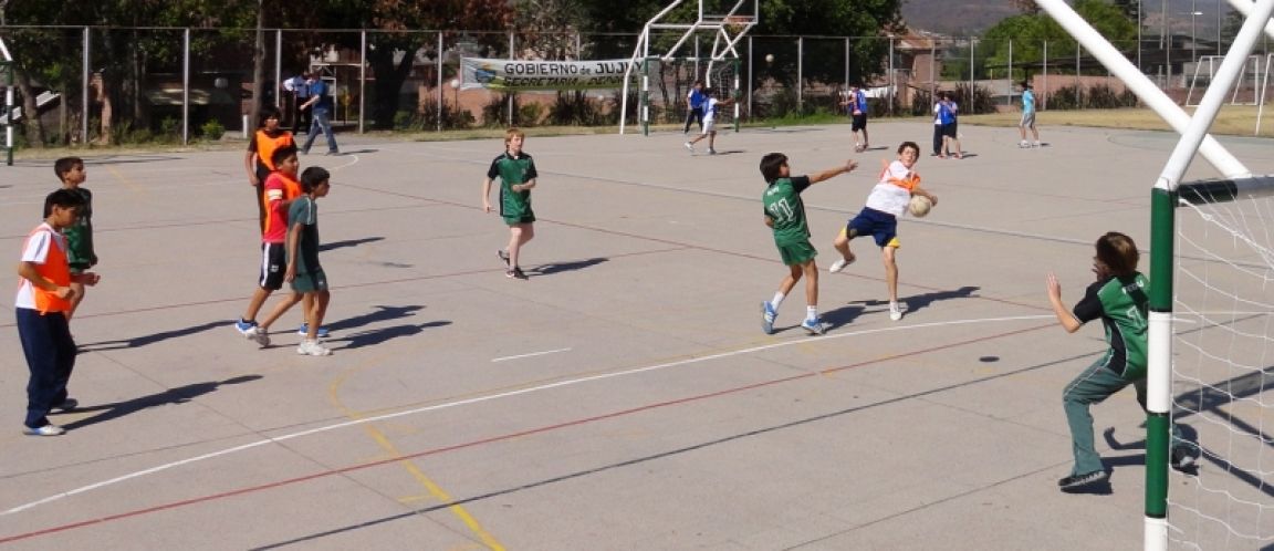 Se desarrollaron encuentros de Mini Handball