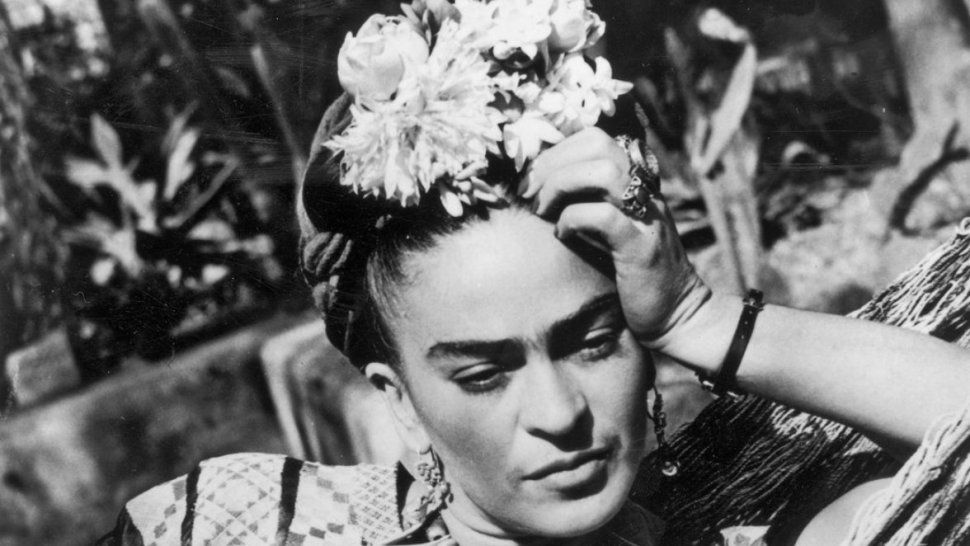 Hace 111 años nació Frida Kahlo, la pintora mexicana que narró su vida ...