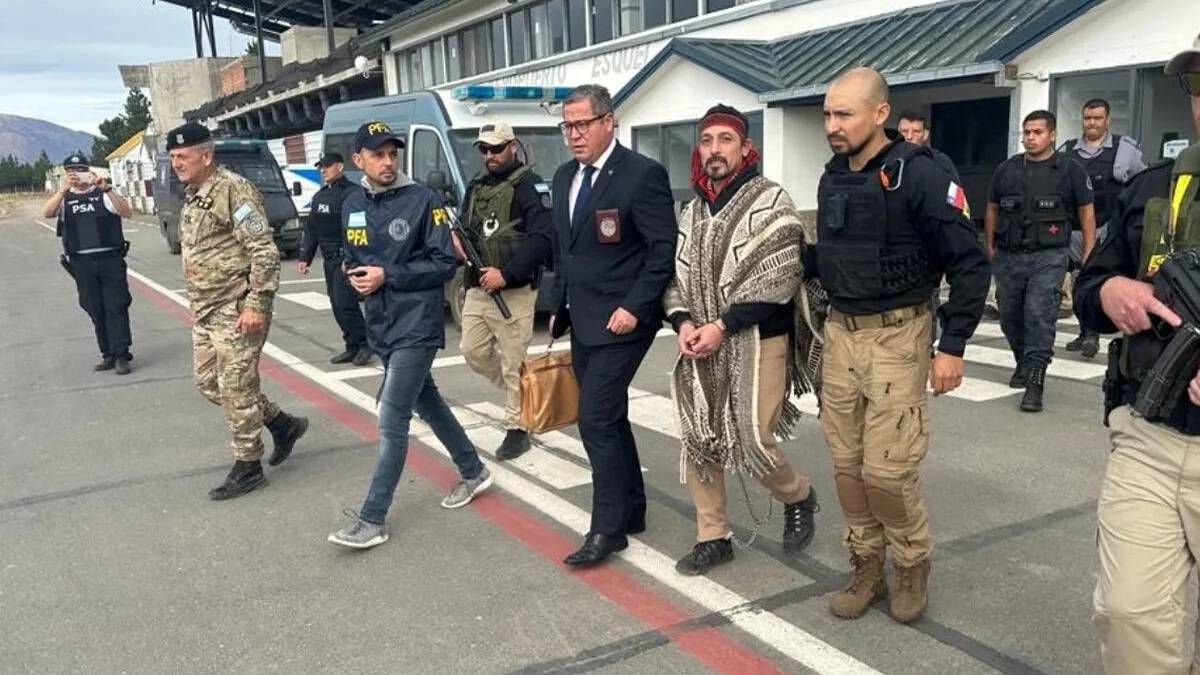 Facundo Jones Huala fue extraditado de Argentina a Chile