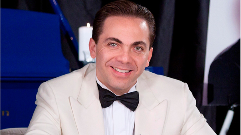 ¿Quién es la nueva novia argentina de Cristian Castro?
