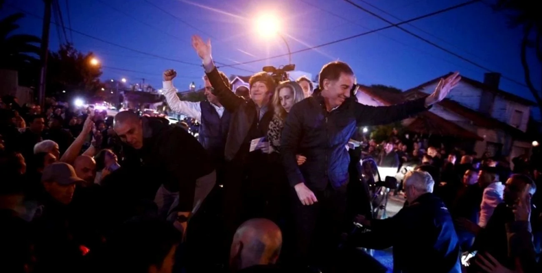 Javier Milei recorrió Mar del Plata y dijo que vamos a tener leyes de ...