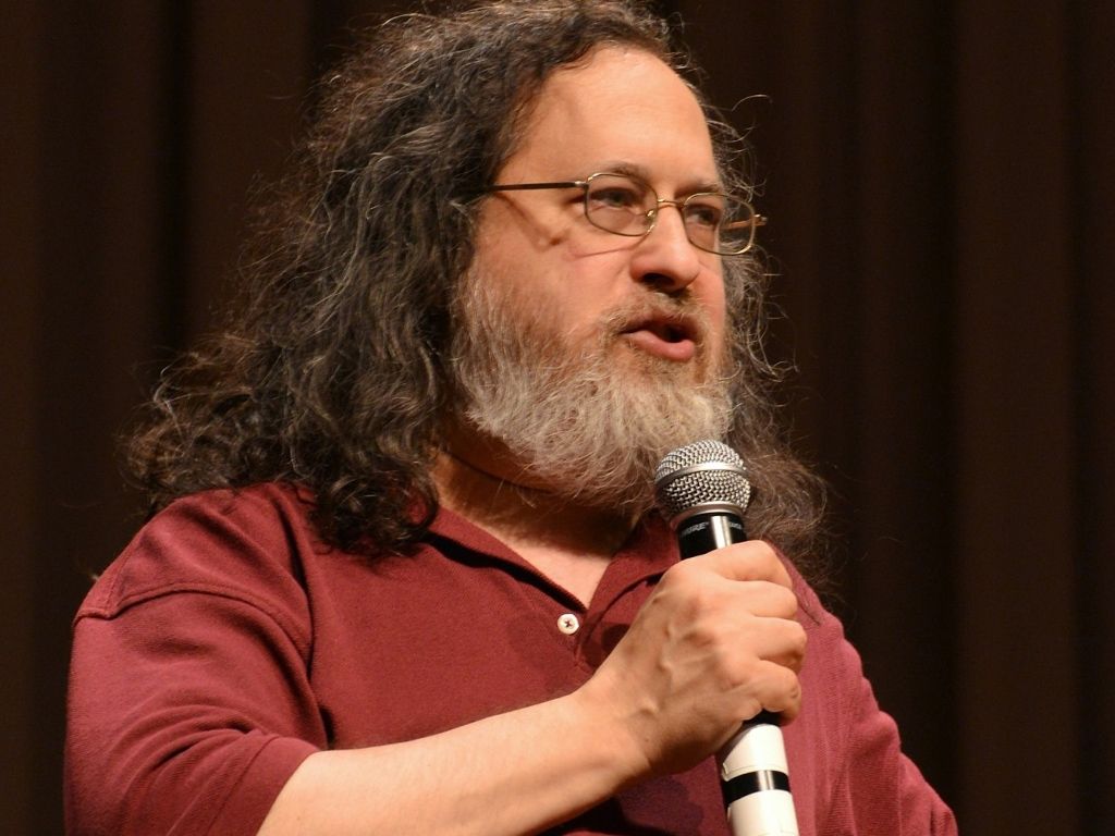 Richard Stallman brindará una conferencia en la provincia