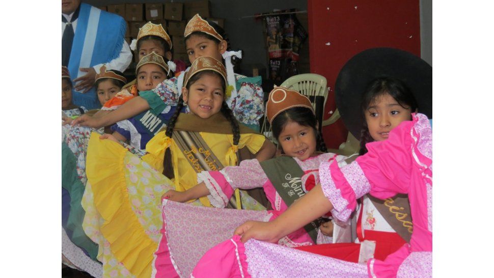 Concurso para elegir a la Mini Paisanita Provincial