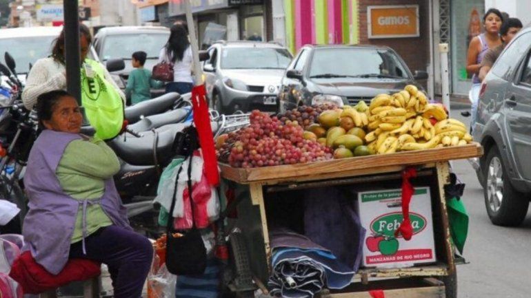 Alertan por el aumento de vendedores ambulantes en San Salvador de Jujuy