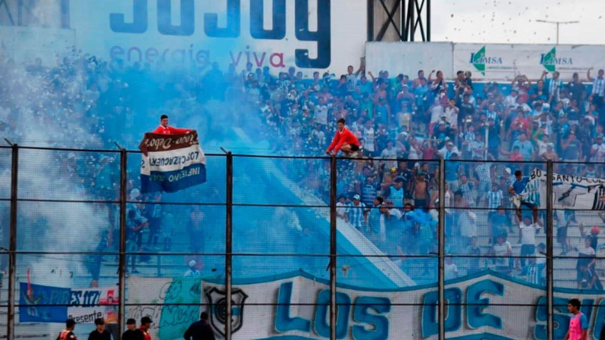 Gimnasia de Jujuy: alegría de los hinchas por el aniversario