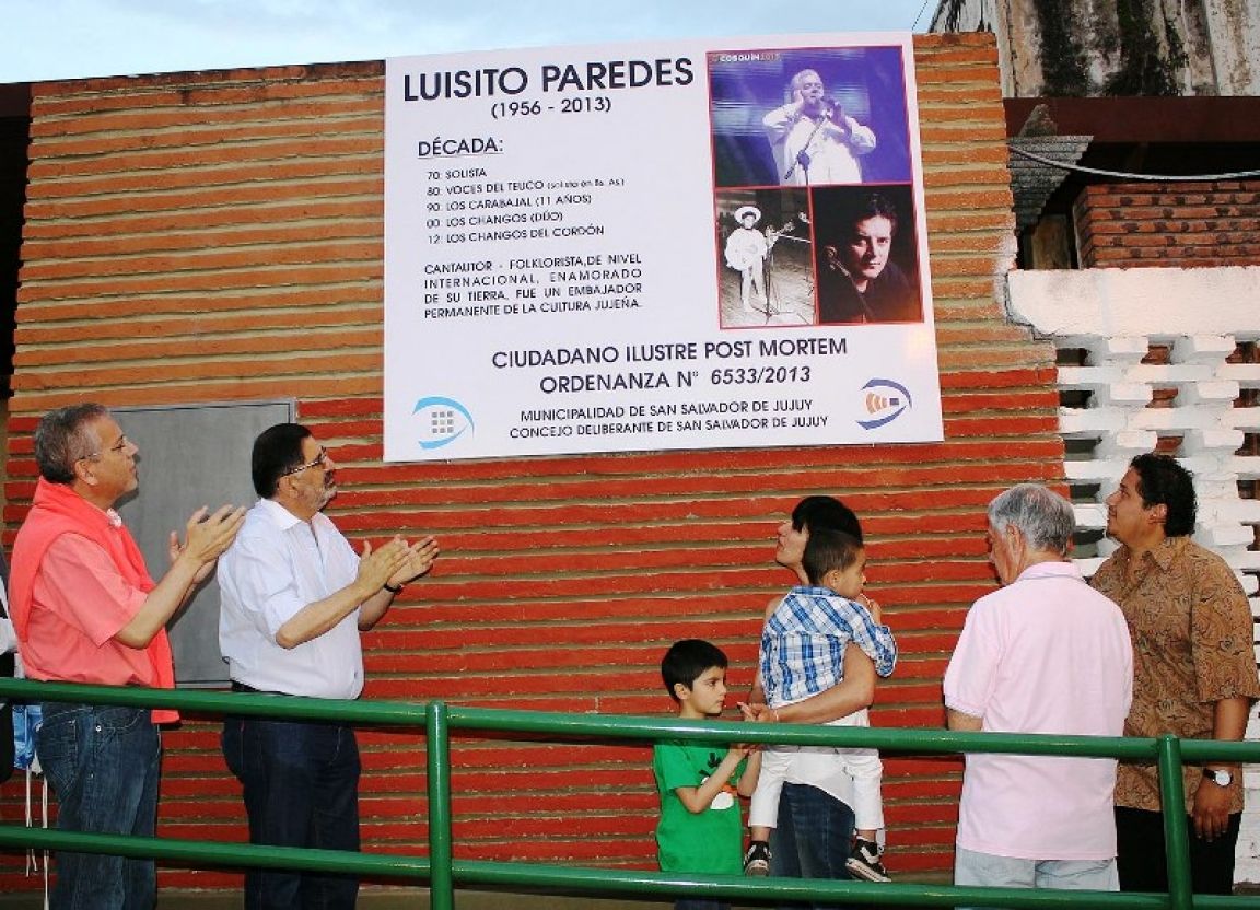 Emotivo homenaje Post Mortem a Luis Paredes