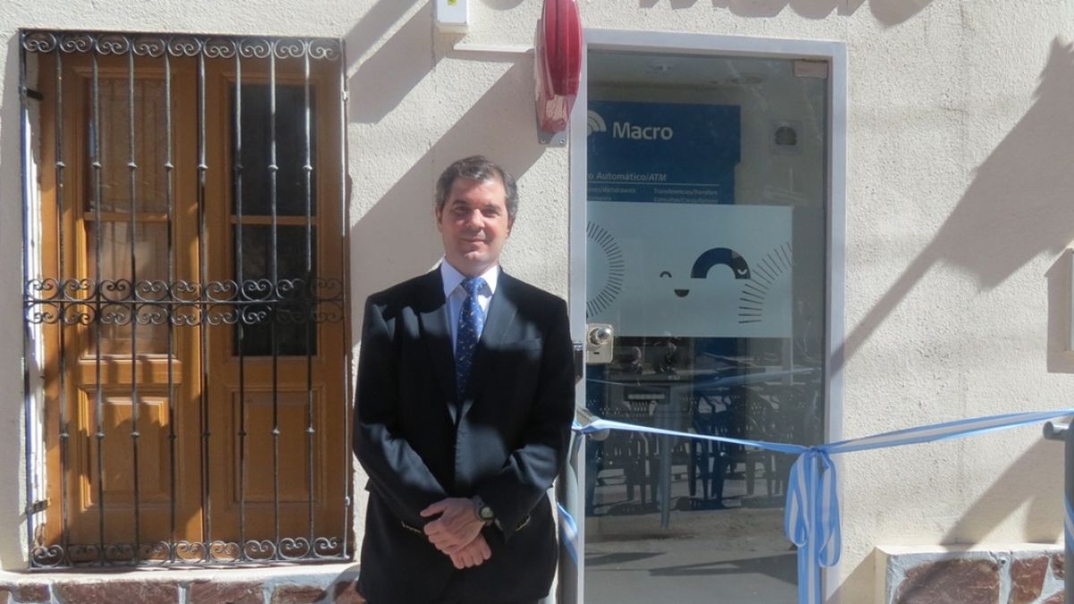 Macro inauguró cajero en Maimará