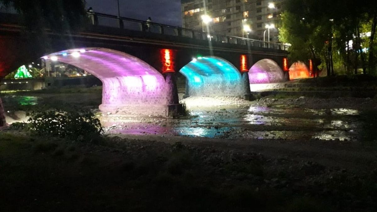 San Salvador de Jujuy: iluminaron el Parque Xibi Xibi