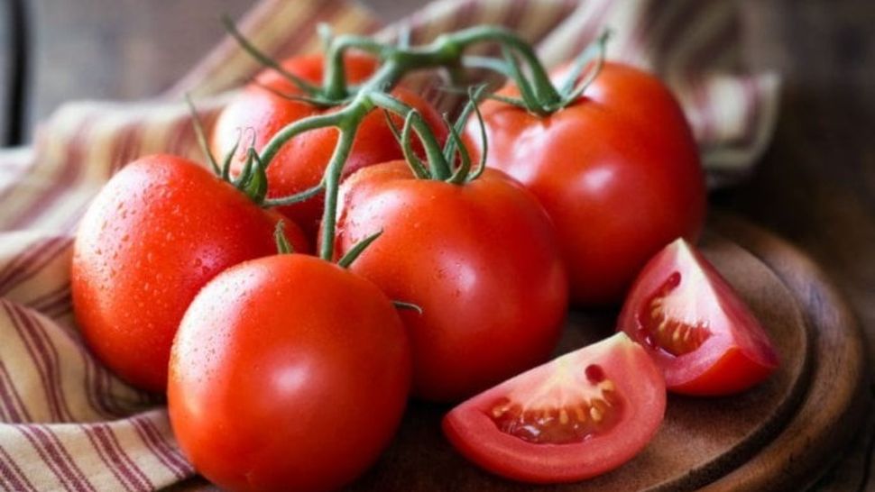 Cuáles son los beneficios del tomate para llevar una vida saludable