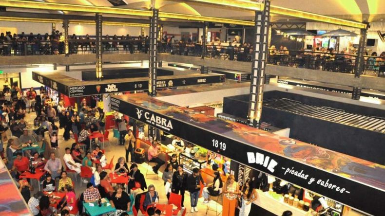 El Mercado 6 de Agosto celebra 163 años y habrá una peña folclórica