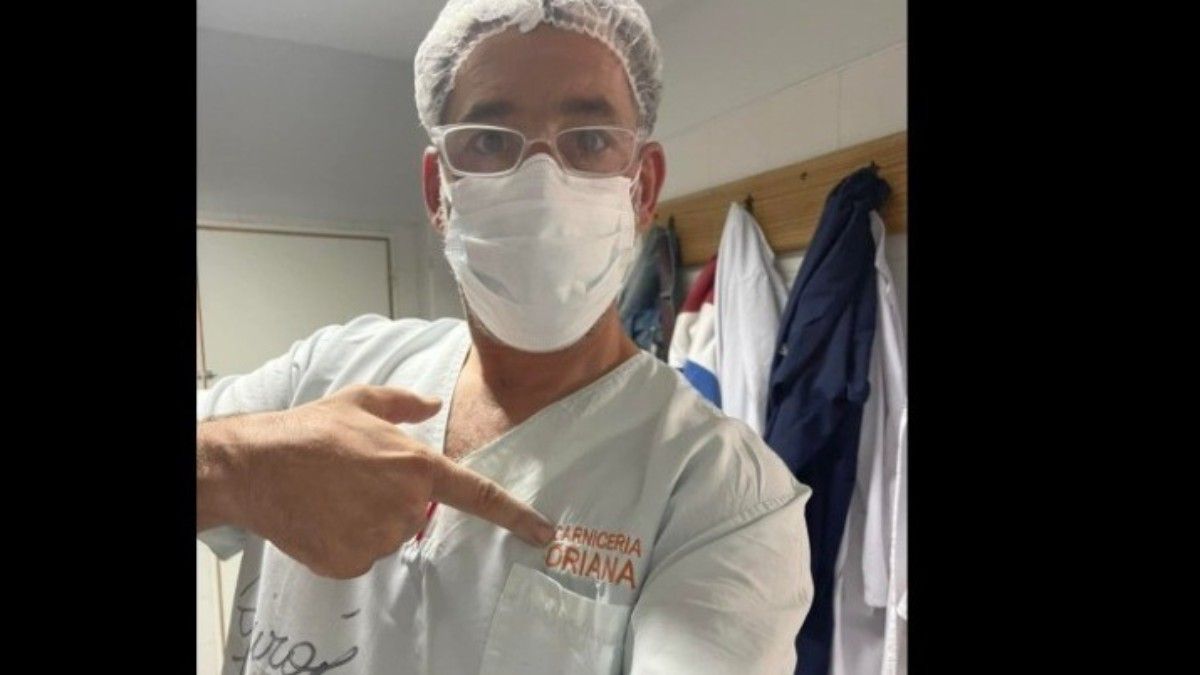 Un cirujano de Comodoro Rivadavia operó con ambo de carnicero