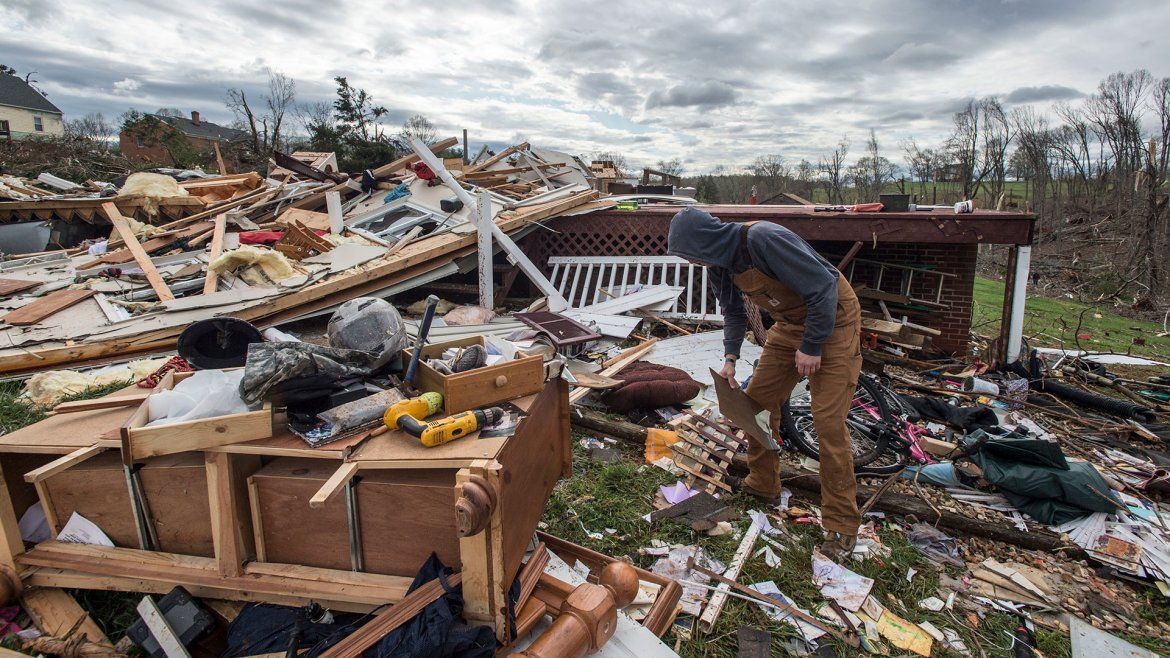Impactantes Imágenes De La Devastación Que Dejó Un Tornado En Estados