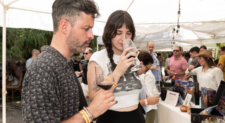 Se viene el Festival de la Vendimia de El Bayeh: música, gastronomía y ...